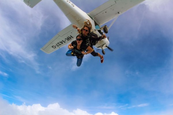 Skydiving in Cartagena - Guanabana Tours - Skydive Over the Caribbean