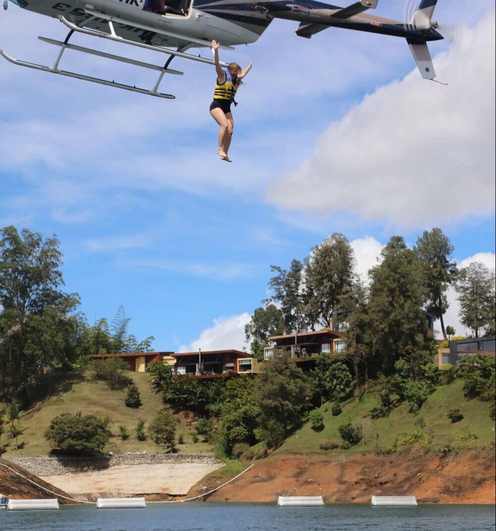 Helicopter tours Medellin | Heli Jump | Guanabana Tours